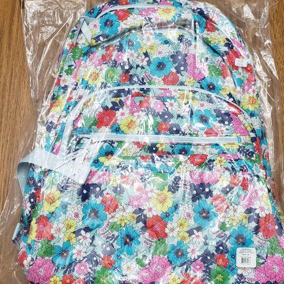 Vera Bradley | Bags | Vera Bradley Essential Large Backpack Far Out ...